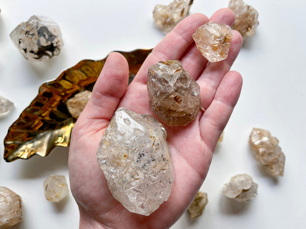 Window Fenster Skeletal Quartz || Pakistan - Angelic Roots