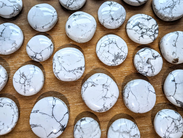 Howlite UFO Palm Stone - Angelic Roots