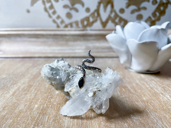 Serpent Ring || Onyx - Angelic Roots