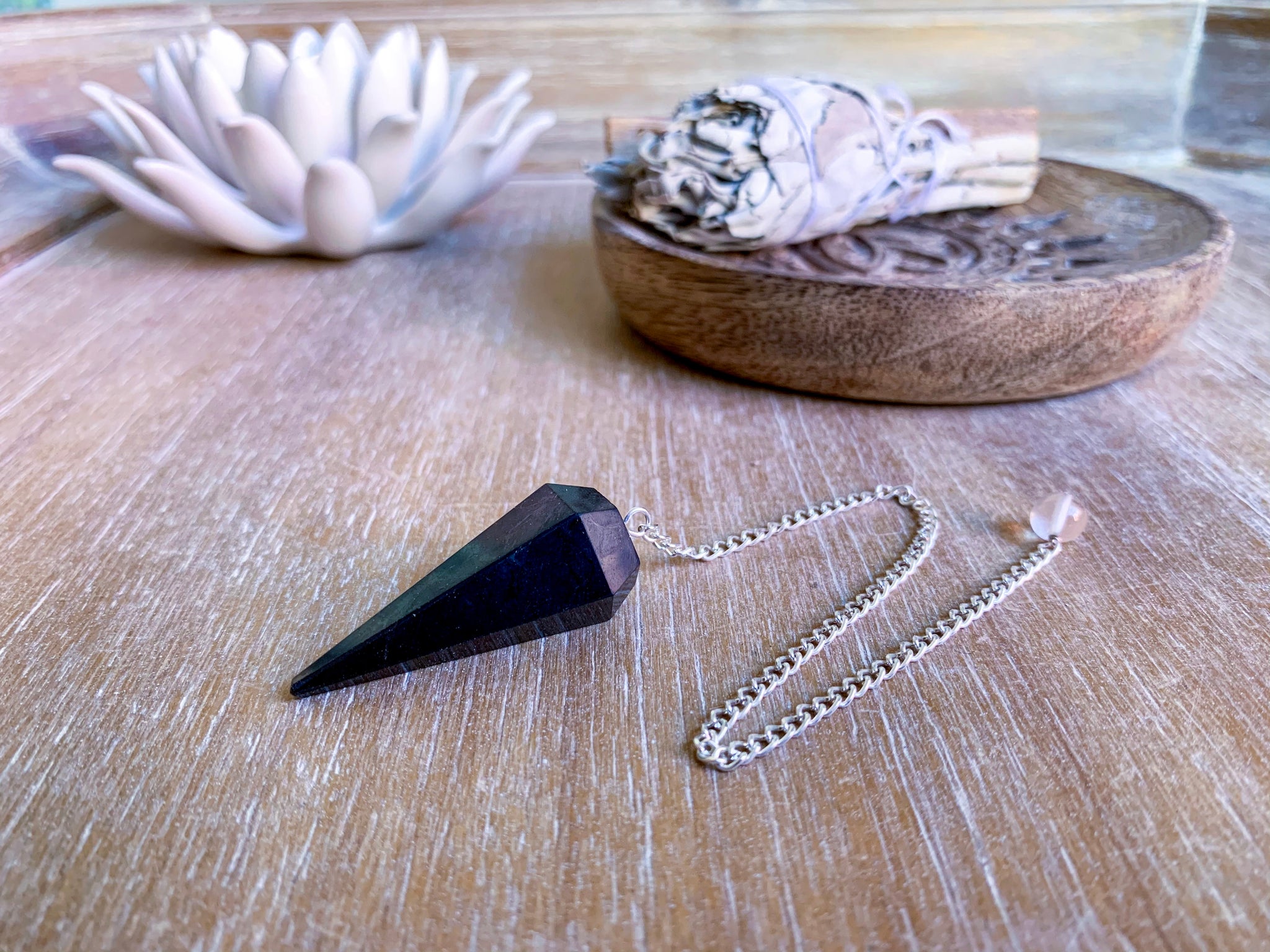 Shungite Pendulum - Angelic Roots