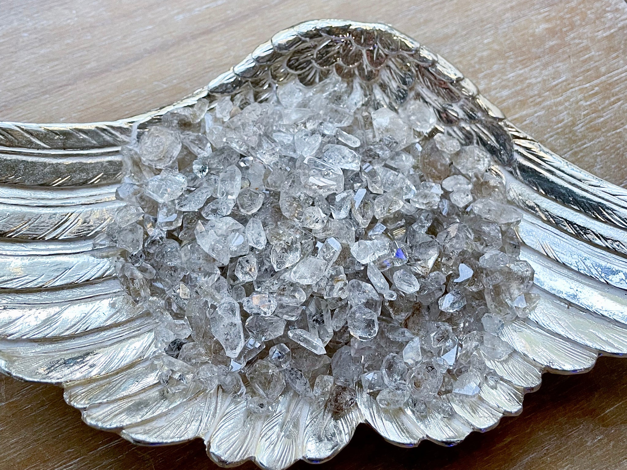 Fluorescent Diamond Quartz with Petroleum Inclusions || Pakimer ...