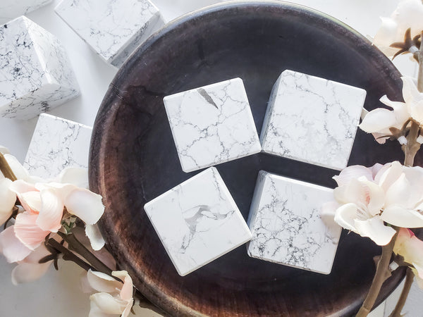 Howlite Cube - Angelic Roots